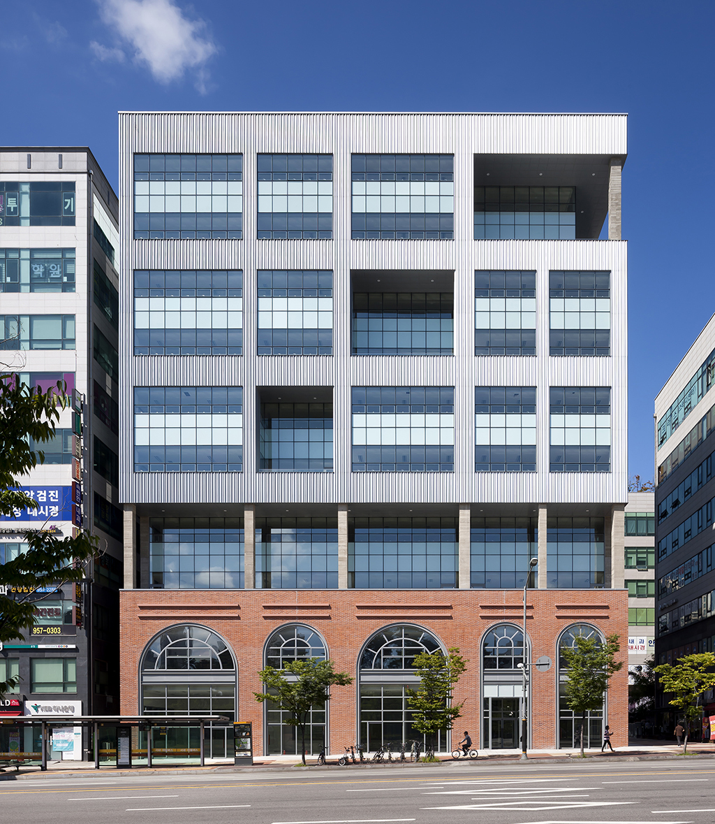 The Square Commercial더 스퀘어 – ONGODANG architects